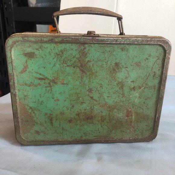 Kitchen | Vintage Green Metal Lunch Box F56 | Poshmark